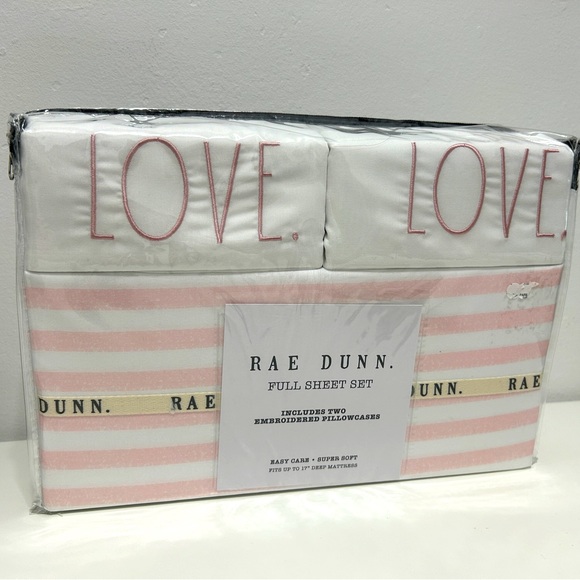 Rae Dunn | Bedding | Rae Dunn Love Sheet Set | Poshmark
